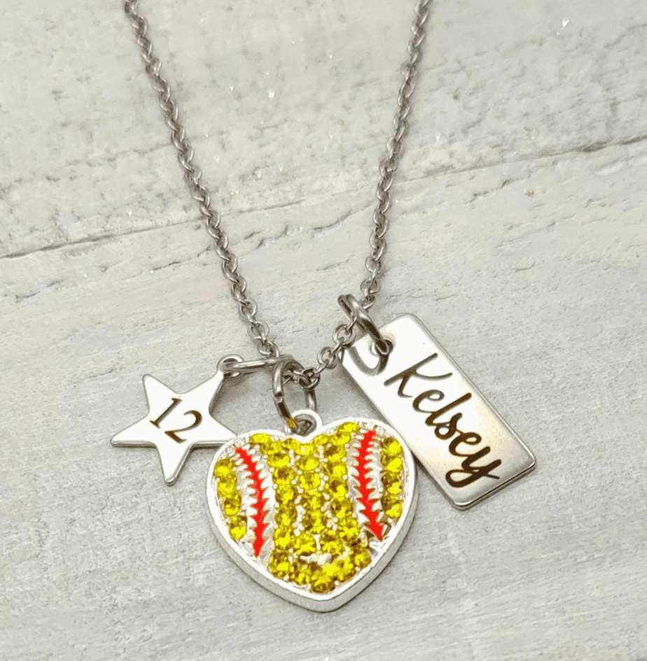 17 Softball Gifts to Hit Homerun | HappyGiftee.com
